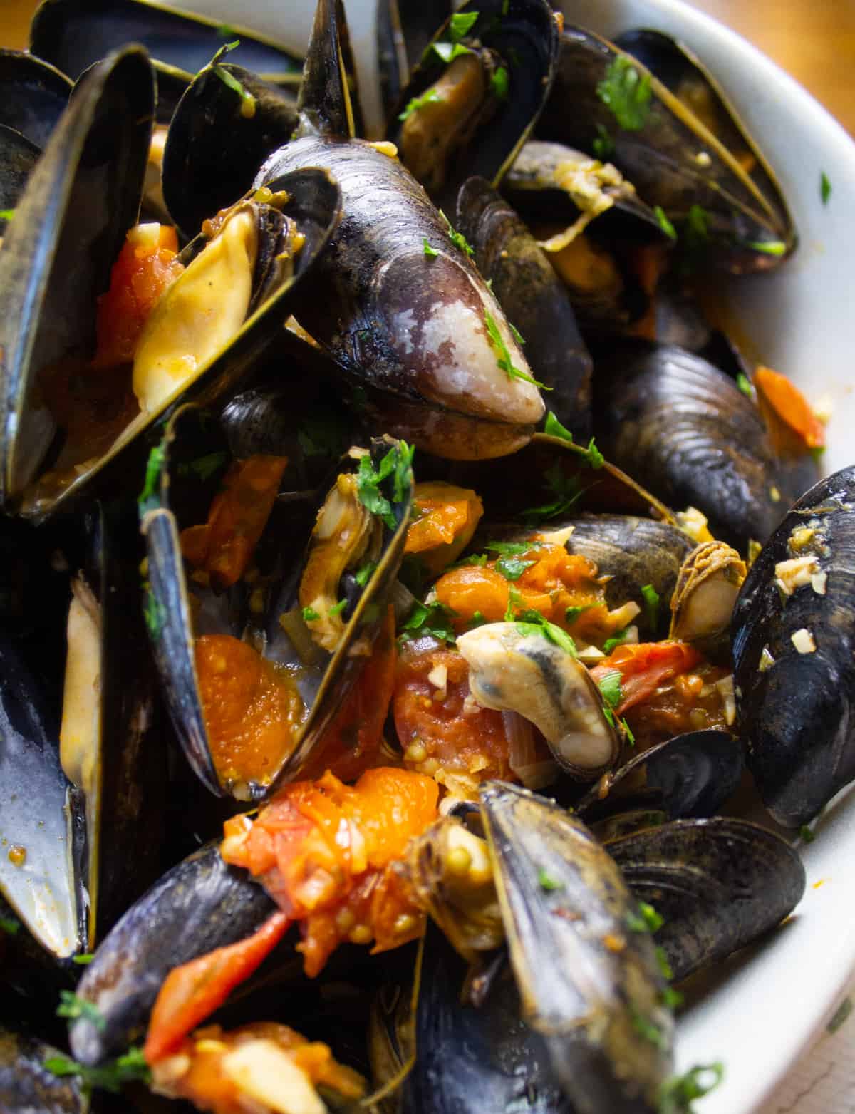 Mussels in Tomato White Wine Sauce - always from scratch