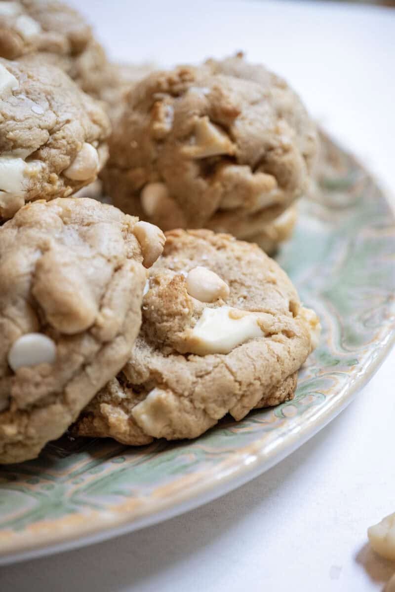 Chewy White Chocolate Macadamia Nut Cookies