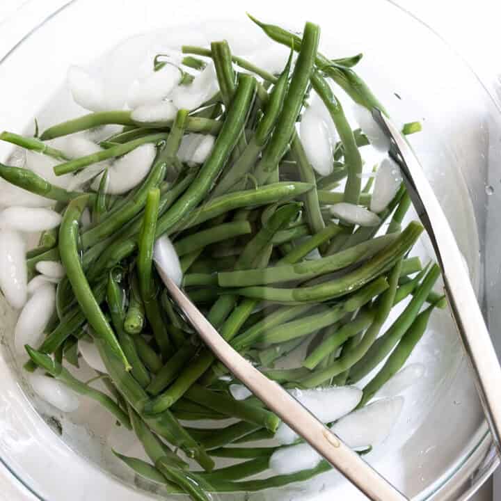 BEST Garlic Parmesan Green Beans - Always From Scratch